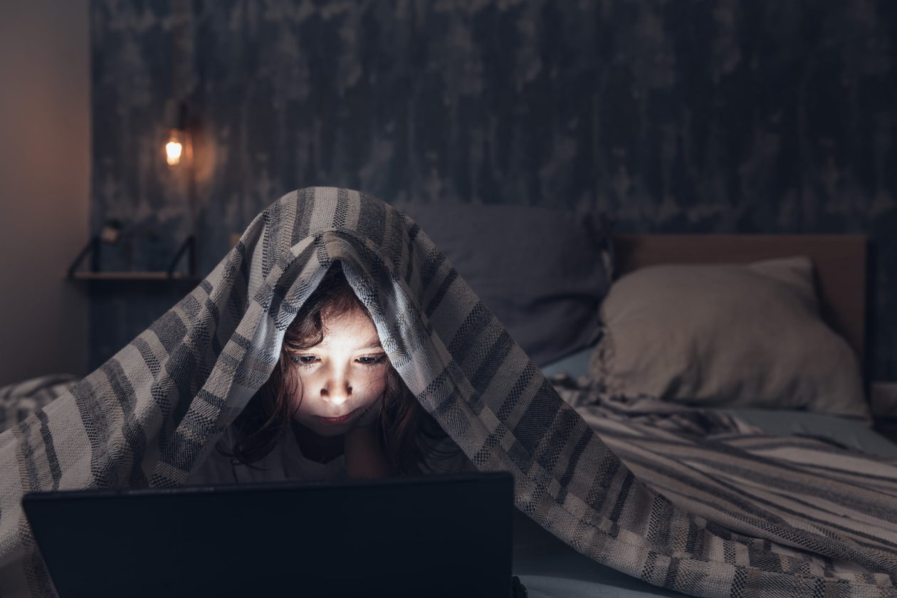 ¿Qué es el vamping y cómo nos afecta? - SENIOR50